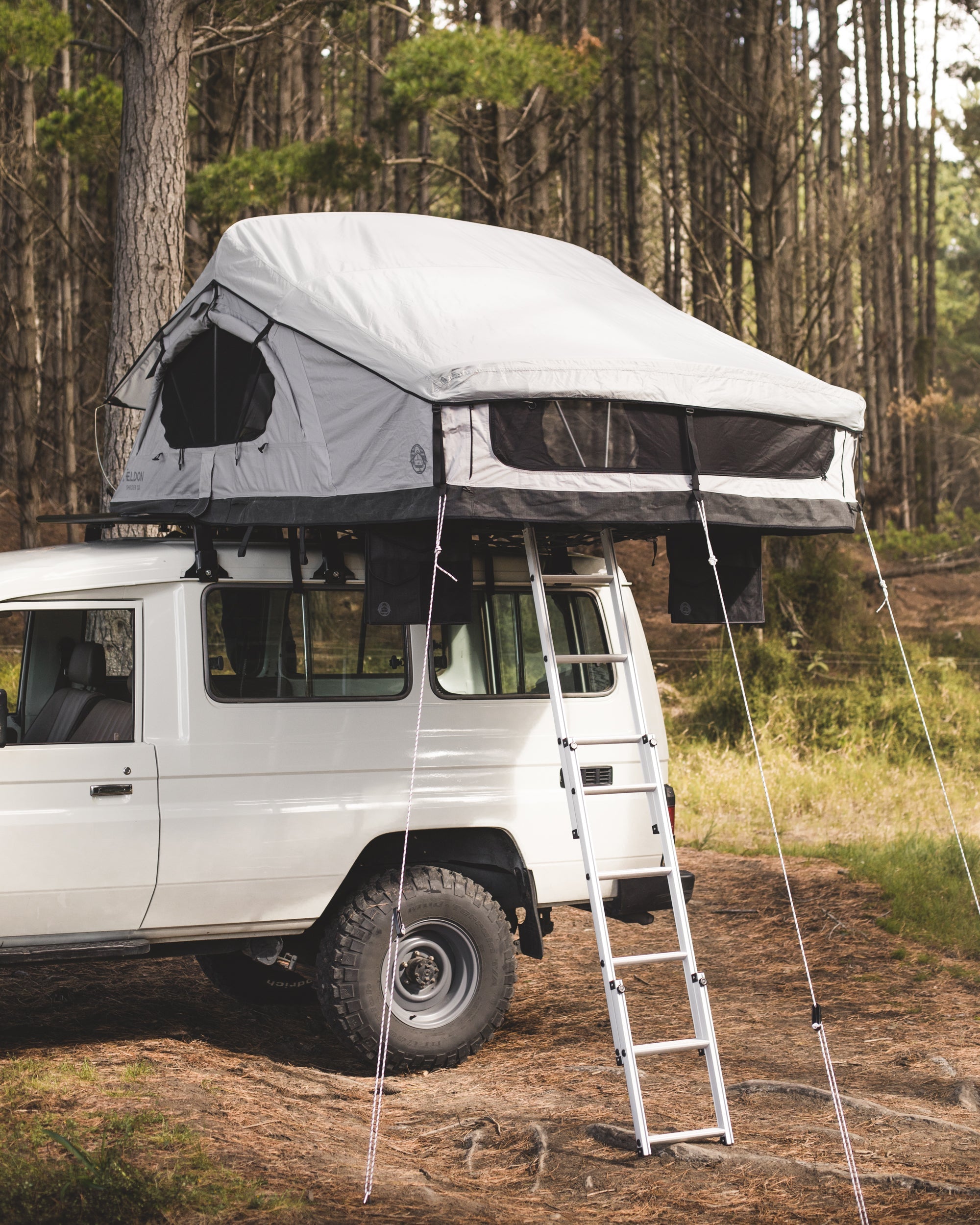 Crow's Nest Family Rooftop Tent Bundle - Grey (enquire) – rockwrennz